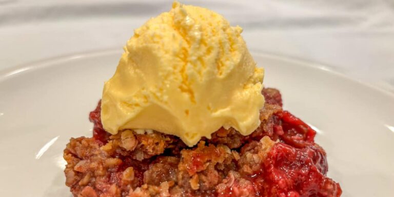 Gluten Free Strawberry Rhubarb Crisp: Easy Summer Dessert - Fluxing Well